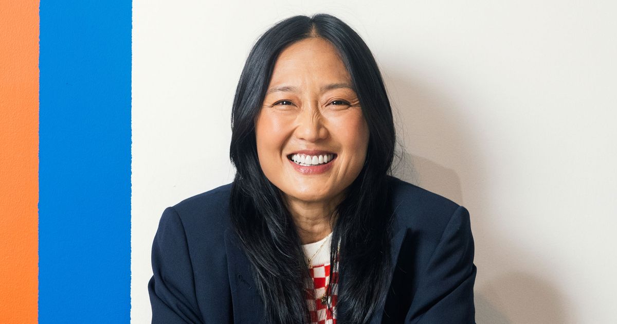 In Her Shoes: Photographer Mei Tao