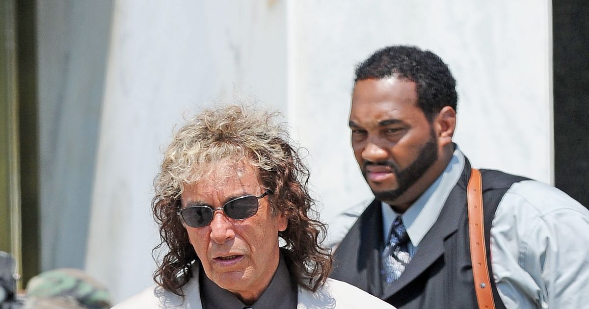 See Al Pacino As Phil Spector on the Set of HBO’s Movie - Slideshow ...