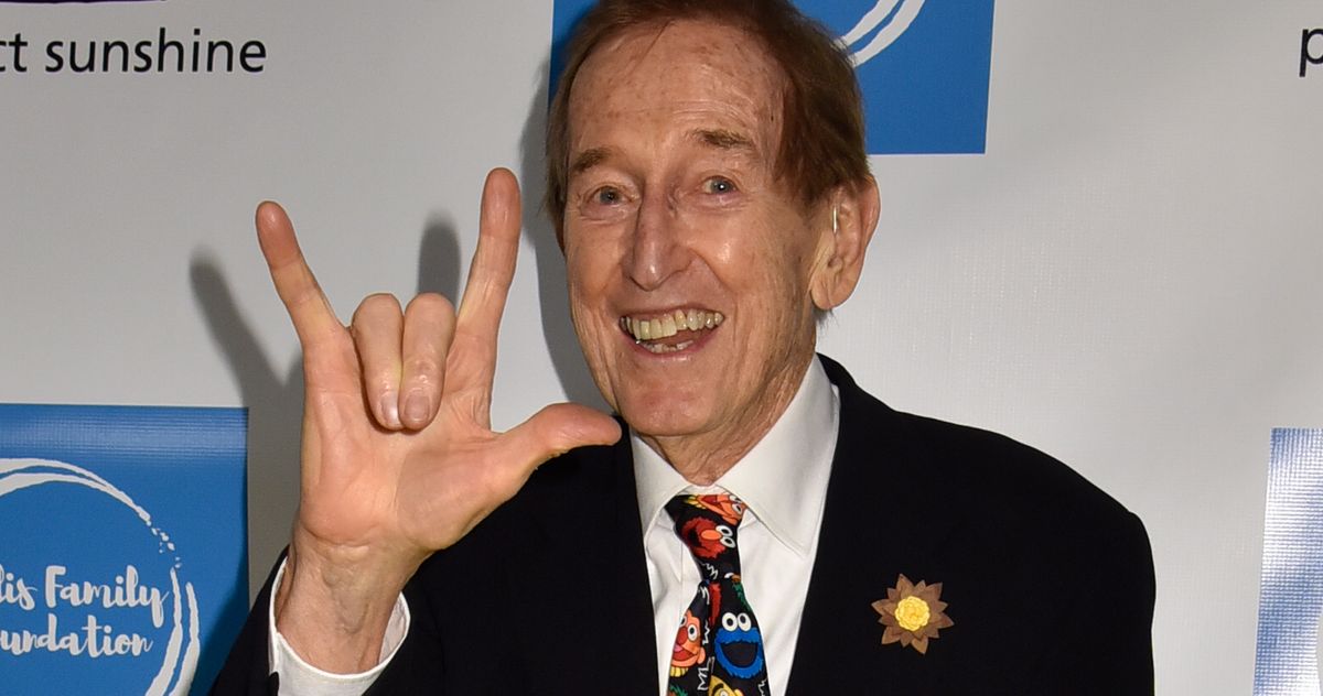 ‘Sesame Street’ Grown-up Bob McGrath Dead at 90