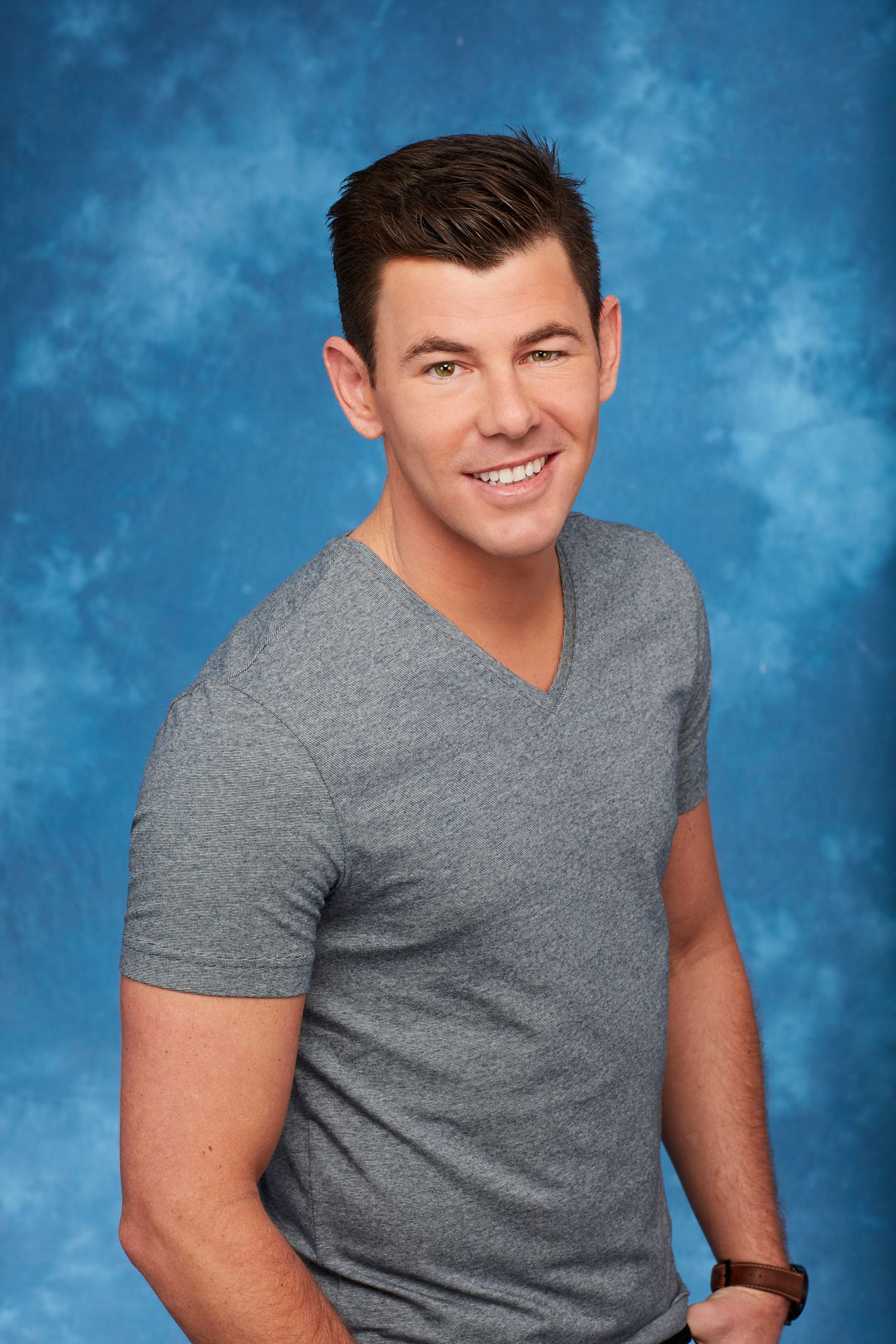 Bachelorette Season-13 Contestant Bios: Biggest Red Flags