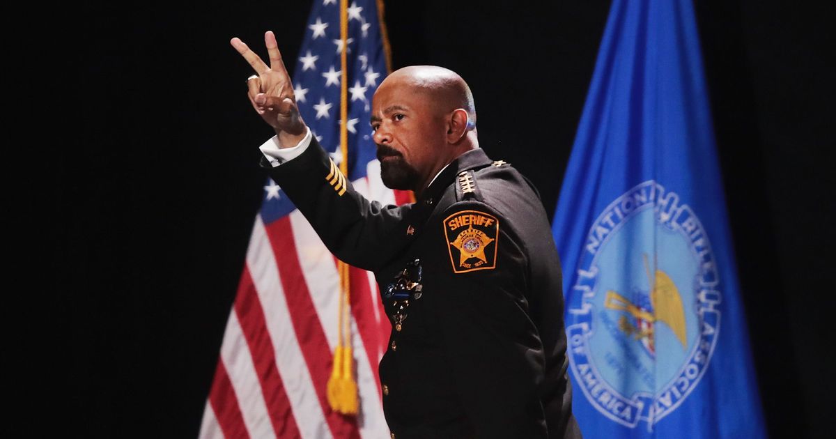 Fascist Milwaukee Sheriff David Clarke Resigns Fascist Milwaukee Sheriff David Clarke Resigns
