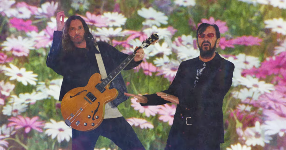 Nick Valensi Valensi Takes Point – The Hoya