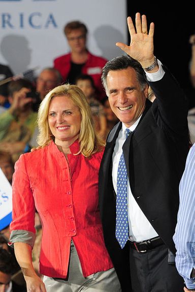 Dressing to Stump: Ann Romney’s Campaign Style