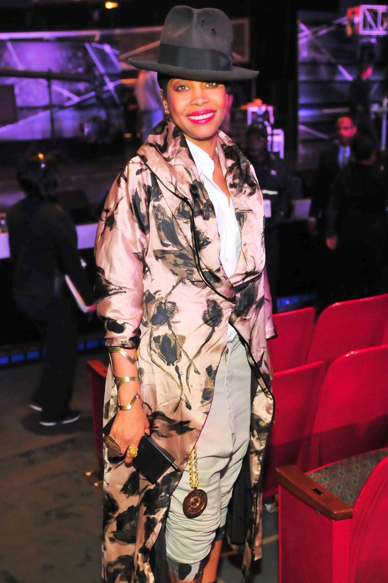 The Erykah Badu Look Book