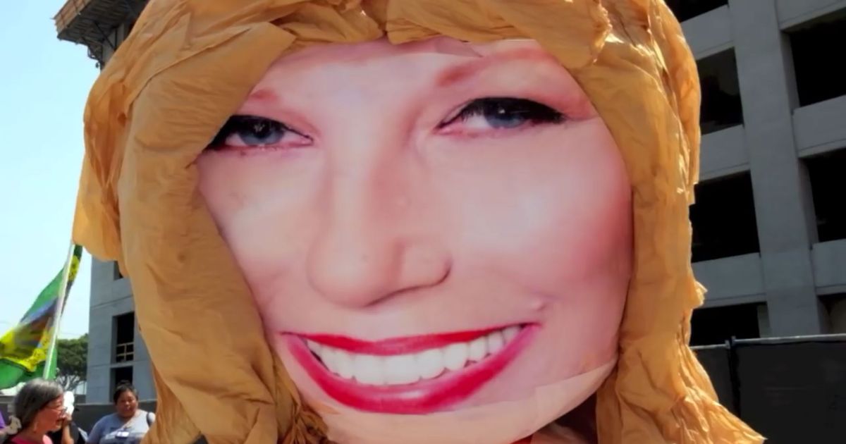 American Apparel Workers Beat Up a Piñata Likeness of Their CEO