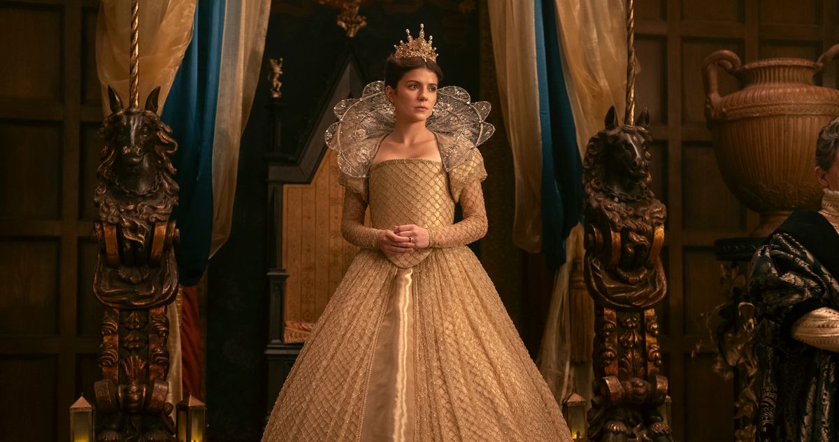 My Lady Jane: Emily Bader on Cast, Chemistry, Getting Weird