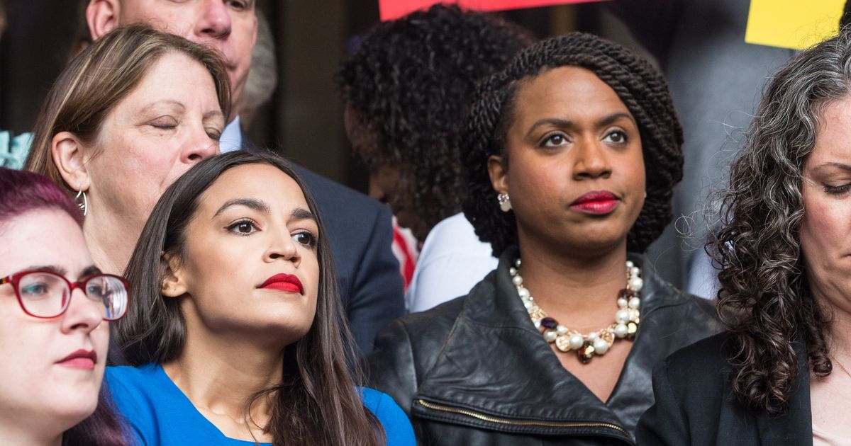 AOC, Fellow Progressives Put on House Oversight Committee