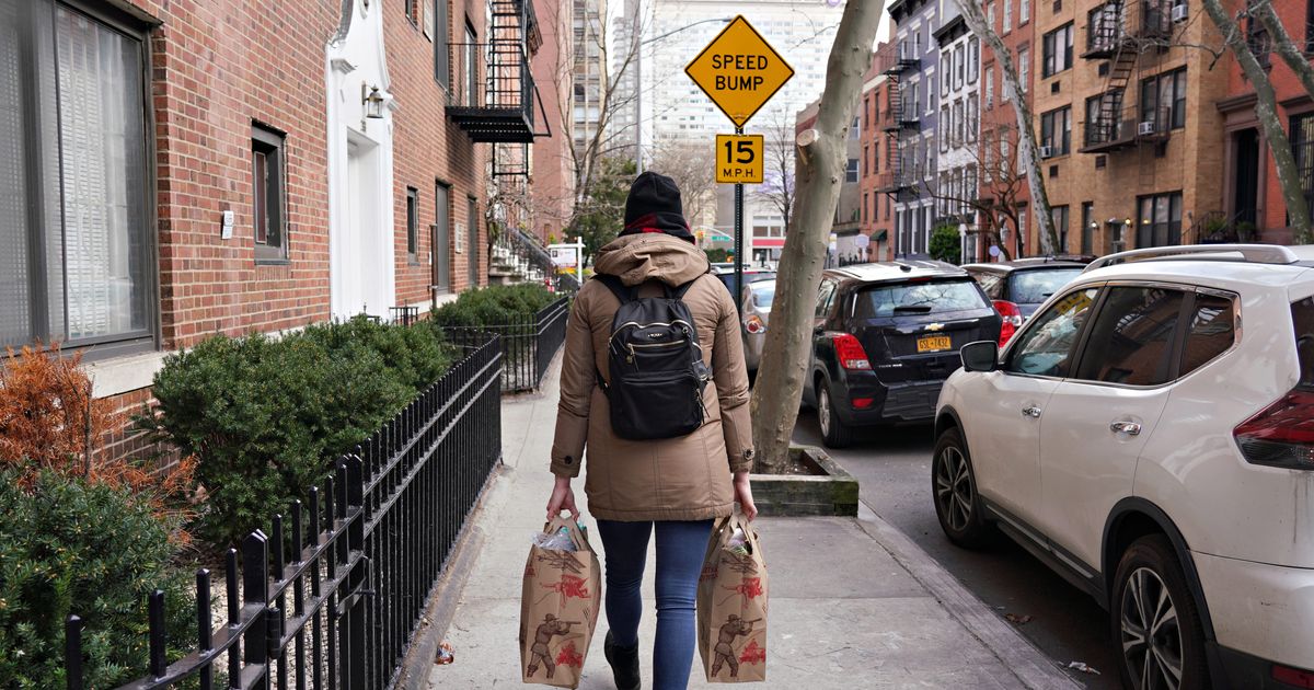 How New Yorkers Are Helping Neighbors During the Pandemic