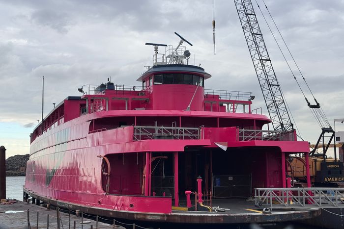 Jost and Davidson’s Staten Island Ferry Gets a Tow From Nike