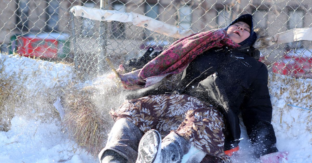 11 People Gloriously Crashing on Sleds - Slideshow - Vulture