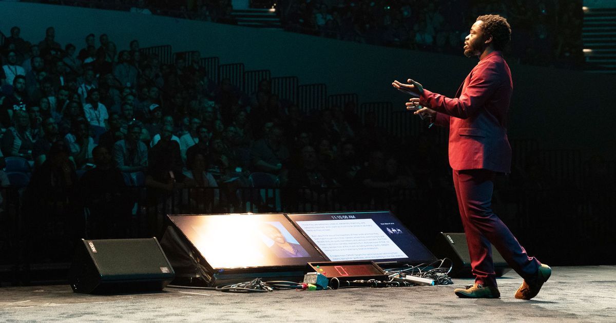 Why Is PowerPoint Having a Comedy Moment?