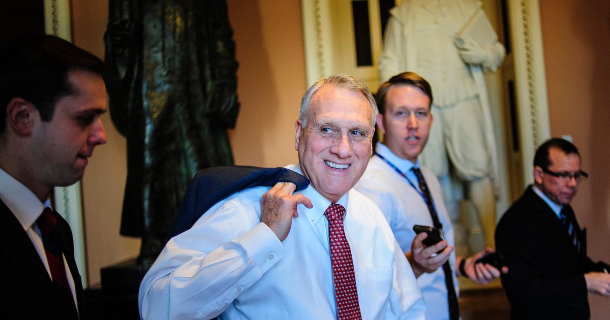 Former Senator Jon Kyl Will Replace McCain In the Senate