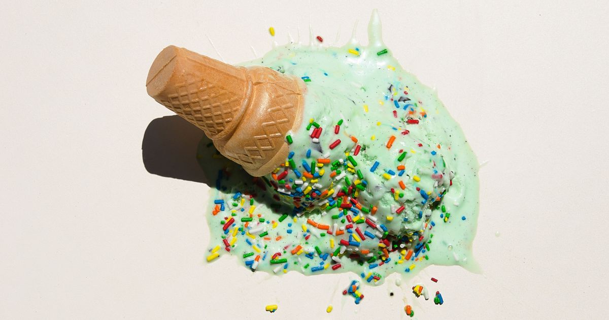 How to Wear Makeup Even When You’re Melting