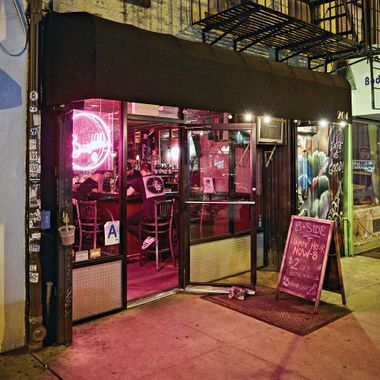 The Absolute Best Dive Bars in NYC