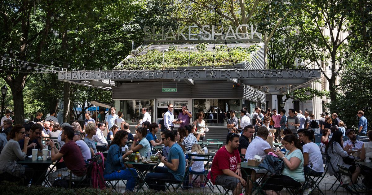 The Original Shake Shack Reopens Wednesday With a Special New ‘ParkBurger’