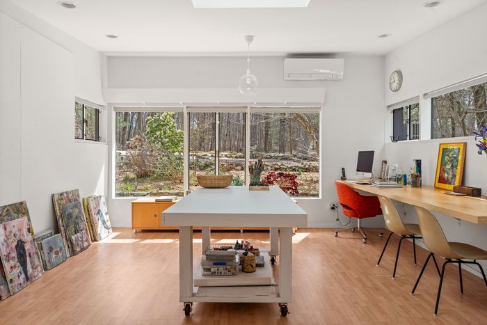 A Marcel Breuer Home in Croton-on-Hudson Is on the Market
