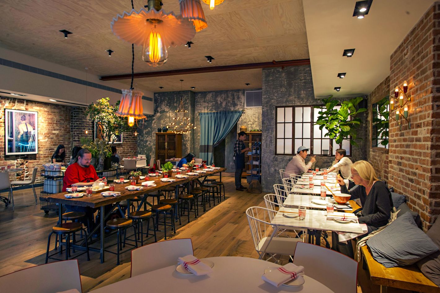 Hao Noodle and Tea Is the American Debut of a Veteran Chinese Restaurateur