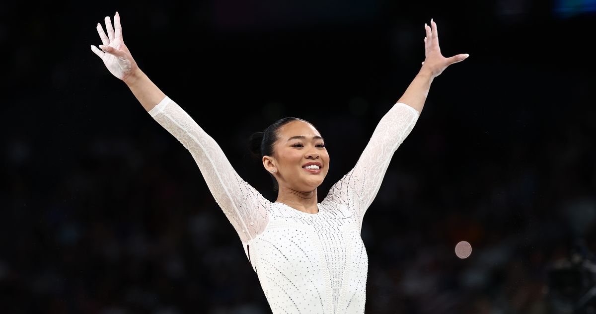 2024 Olympics: Suni Lee Falls Off Balance Beam