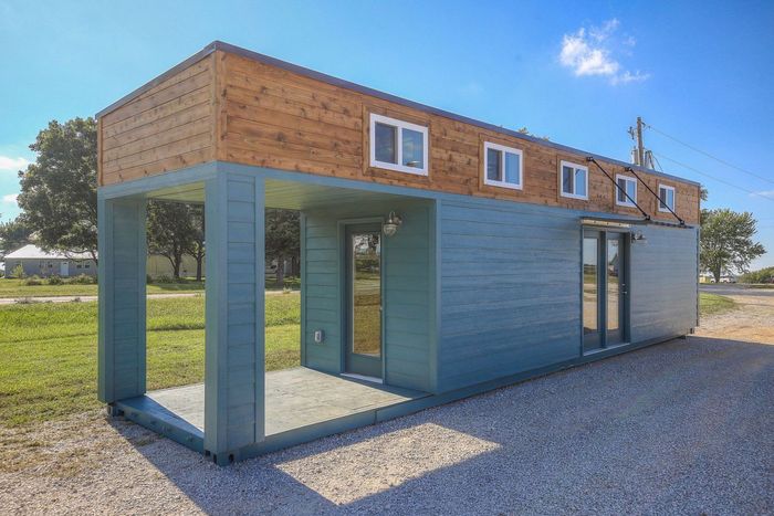 Shipping Container Houses: 5 for Sale Right Now