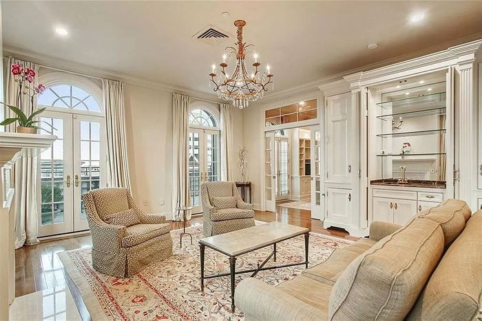 Author Danielle Prescod’s Week in Zillow Saves