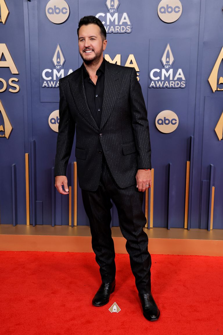 Country Music Awards 2024: All the Looks and Winners