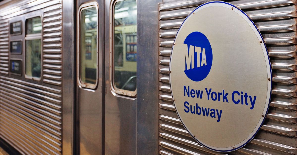 B and 5 Train Commuters Awarded New Right to Complain