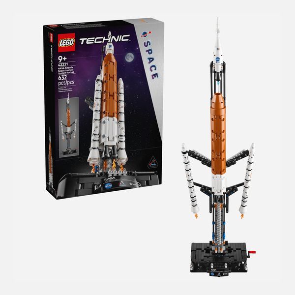 We’re All Buying Custom LEGO Minifigures for Father’s Day | The Strategist