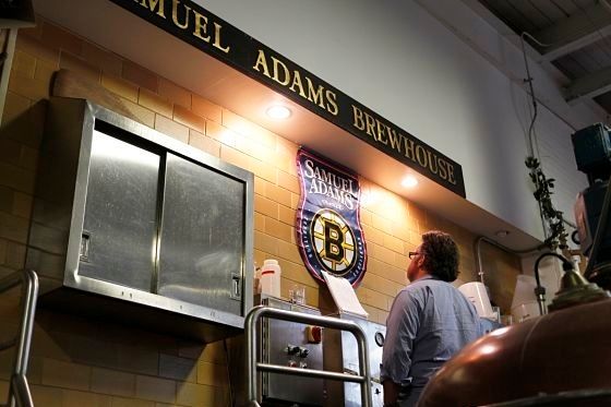 Watch David Burke Brew His New Peach Beer at the Sam Adams Brewery