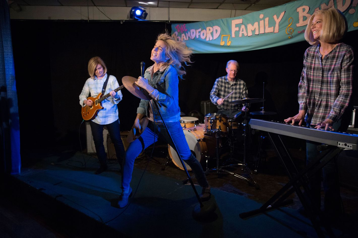 Maria Bamford Walks You Through Lady Dynamite, Her Mitch Hurwitz ...