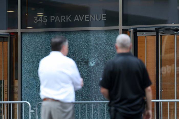 NFL Targeted in Midtown Office Shooting: As It Happened