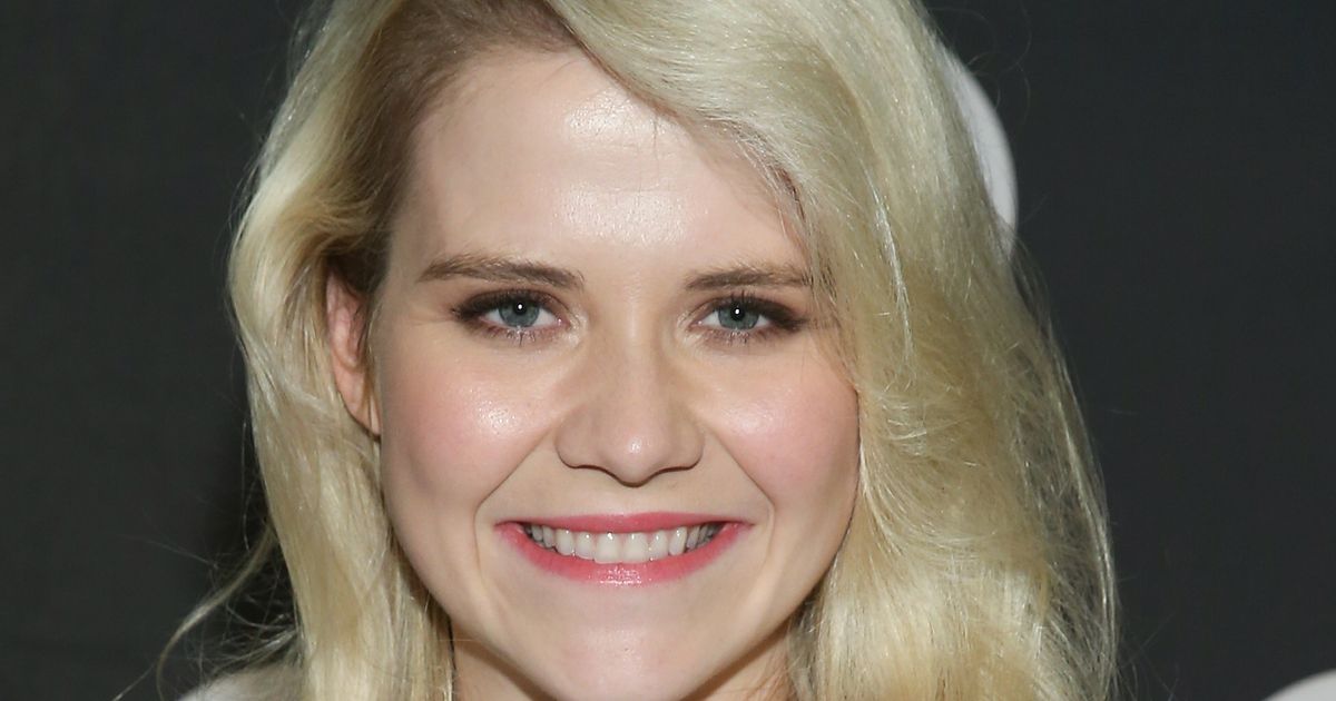 Elizabeth Smart Says Her Kidnapper is Still Dangerous