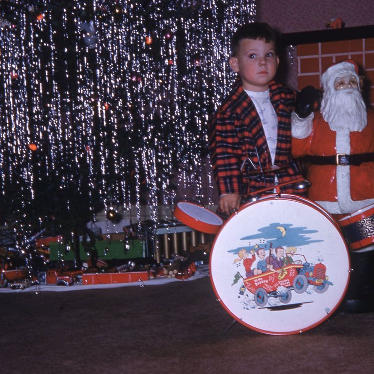 Funny Old Christmas Photos From the Anonymous Project