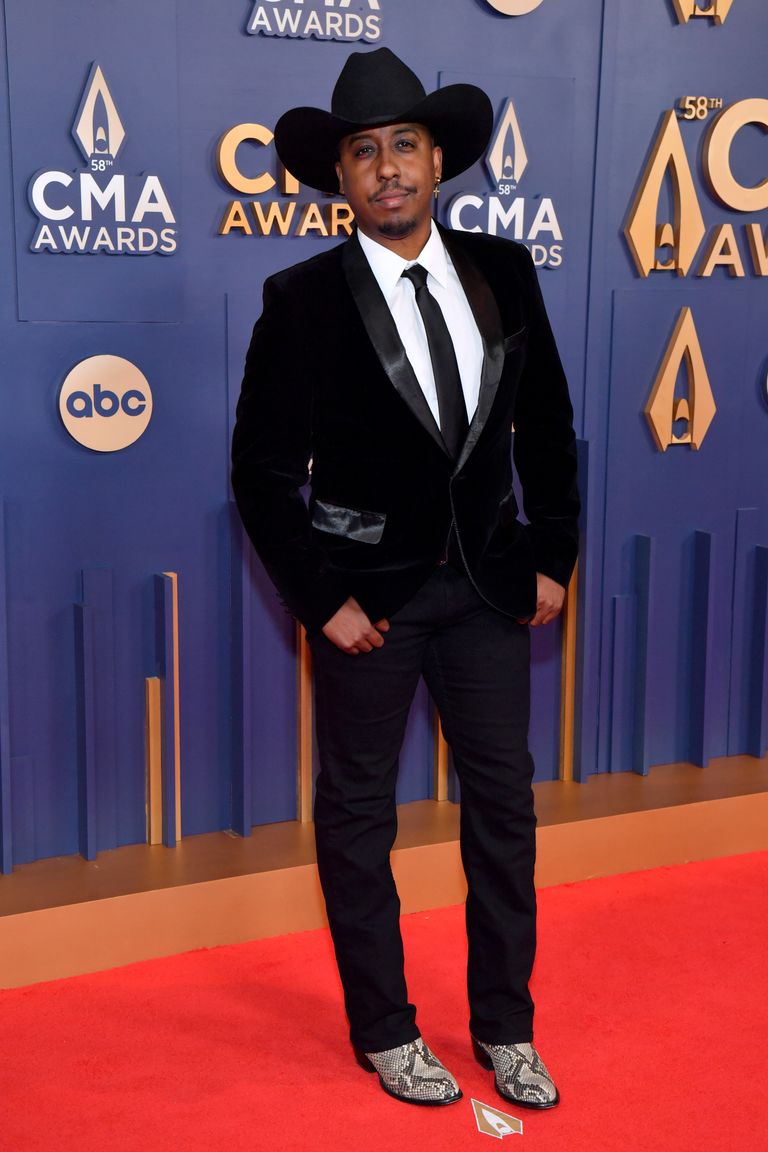 Country Music Awards 2024: All the Looks and Winners
