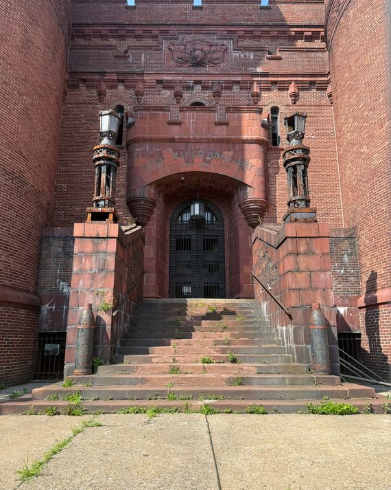 A Rave in a Bronx Castle? The Vision for Kingsbridge Armory