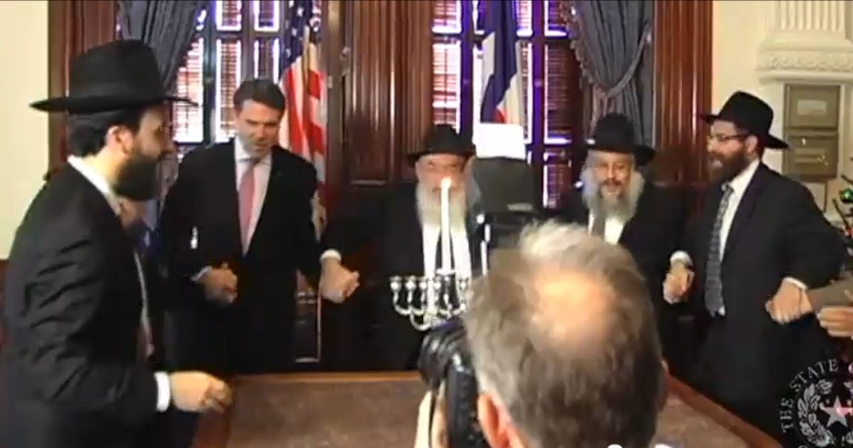 The Most Jewish Minute of Rick Perry’s Life