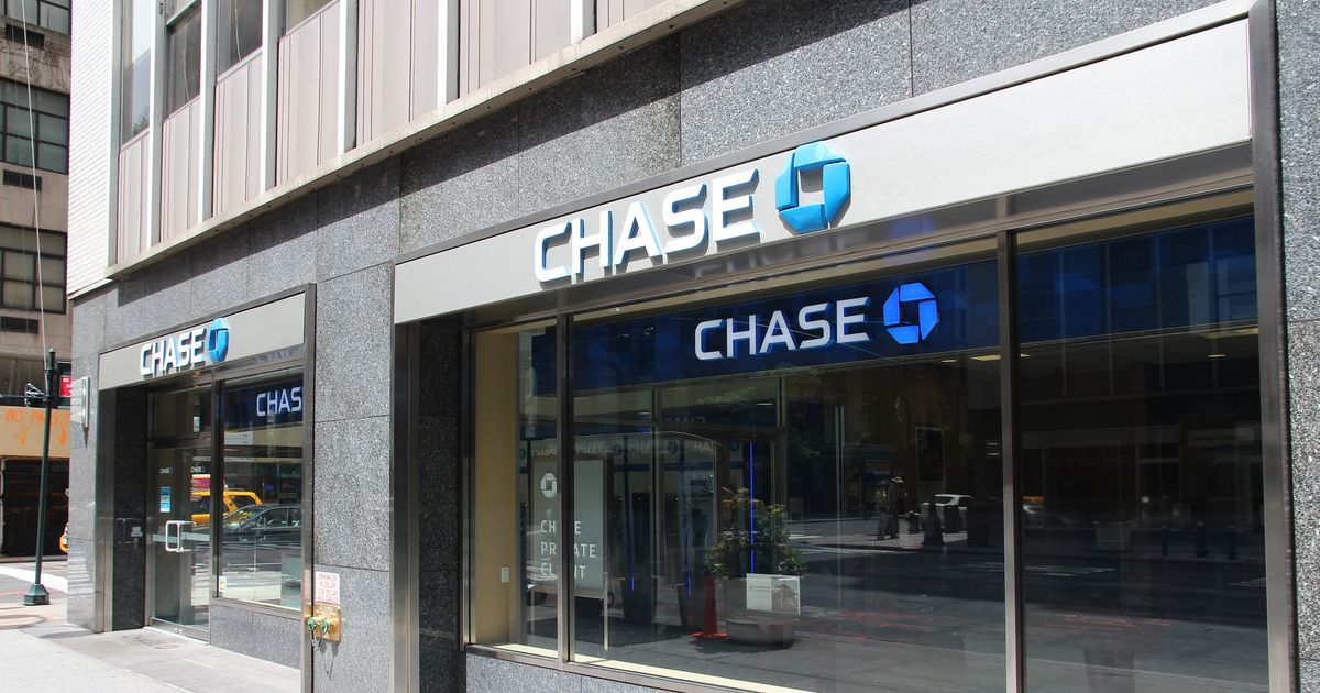 Hackers Reportedly Infiltrate JPMorgan Chase and Other Banks, Steal ...