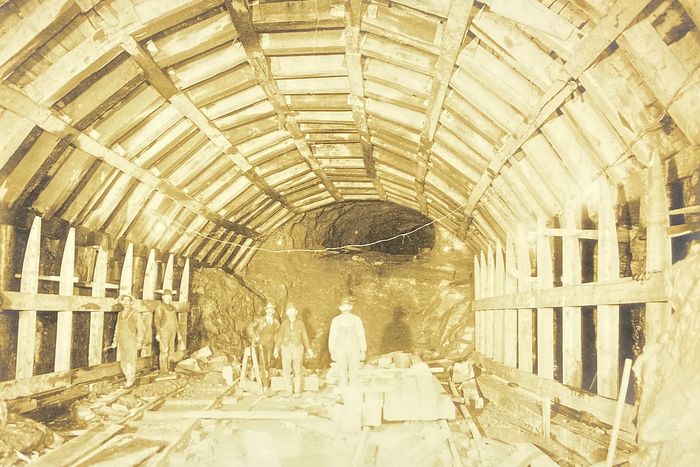 Rare Photos of New York’s Early Subway Construction