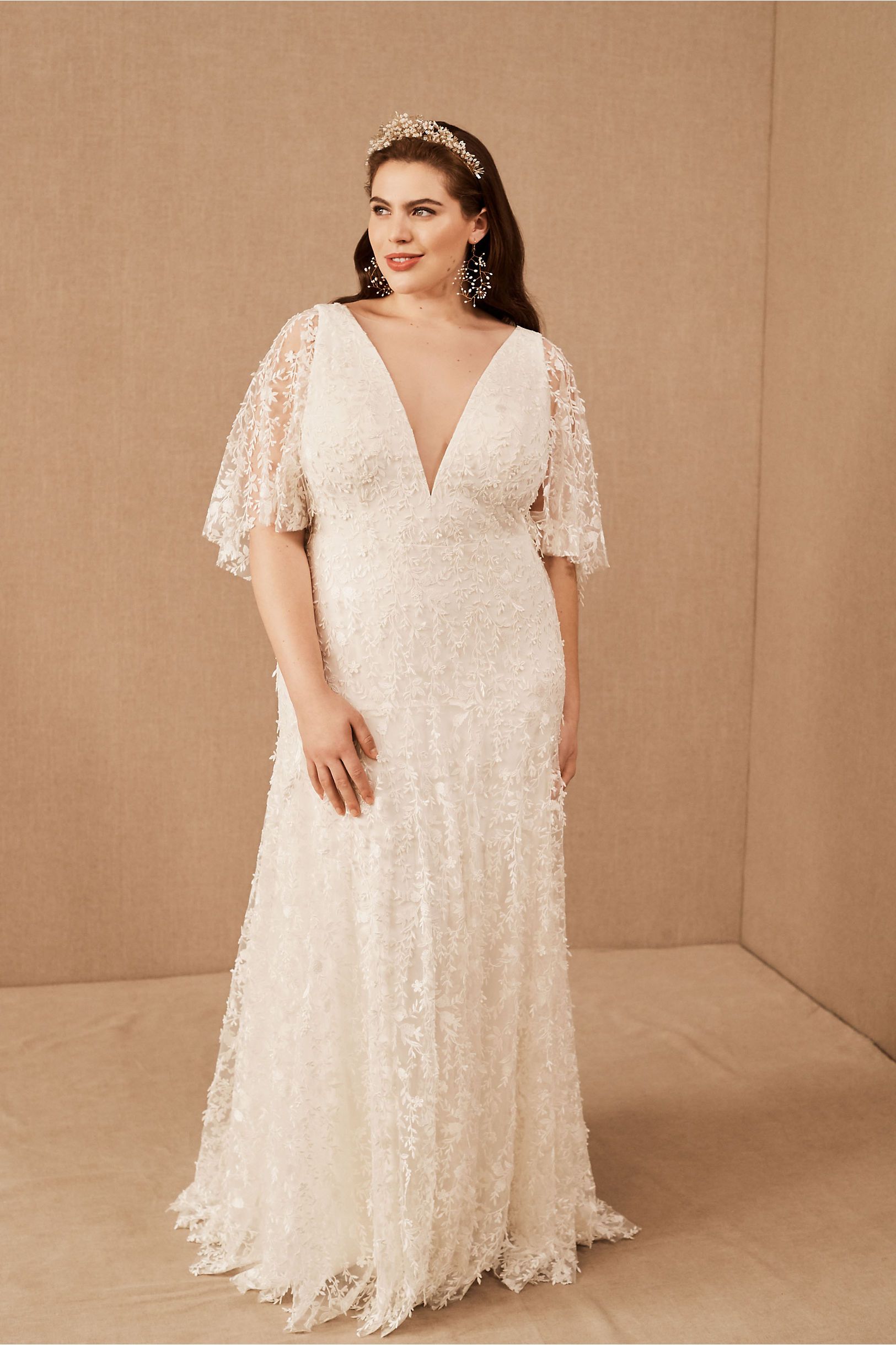 How To Shop For A Plus Size Wedding Dress Online The Strategist Lupon How To Shop For A Plus Size Wedding Dress Online The Strategist Lupon