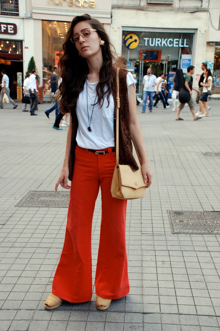International Street Style: Istanbul’s Bold Hues