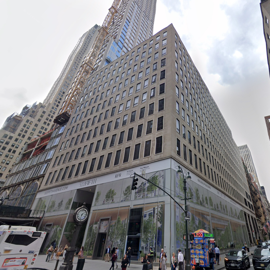 Scarlett Johansson and Colin Jost’s Park Avenue Bargain