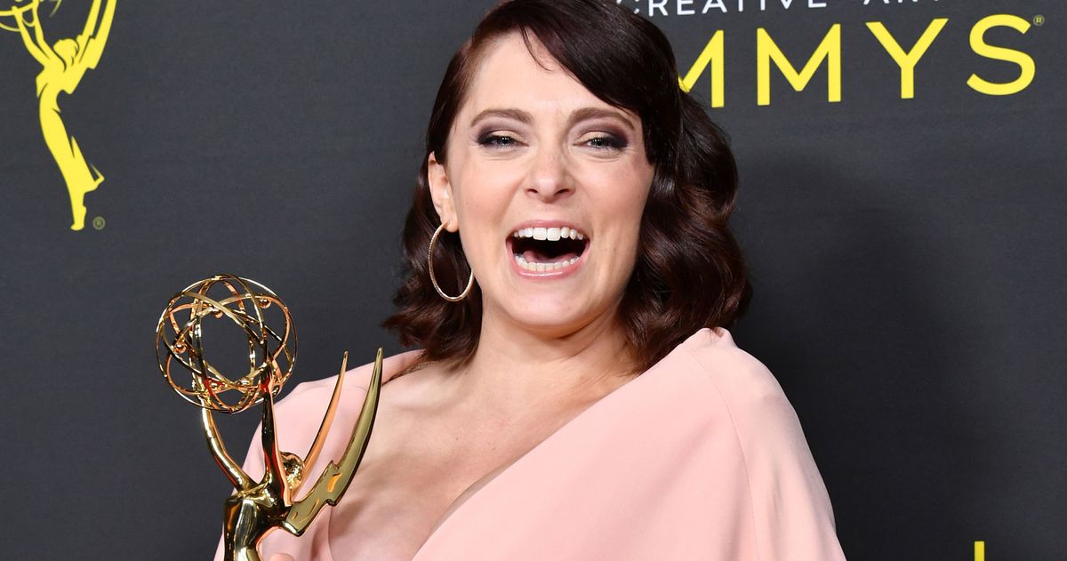 Rachel Bloom Wins an Emmy, Announces Pregnancy