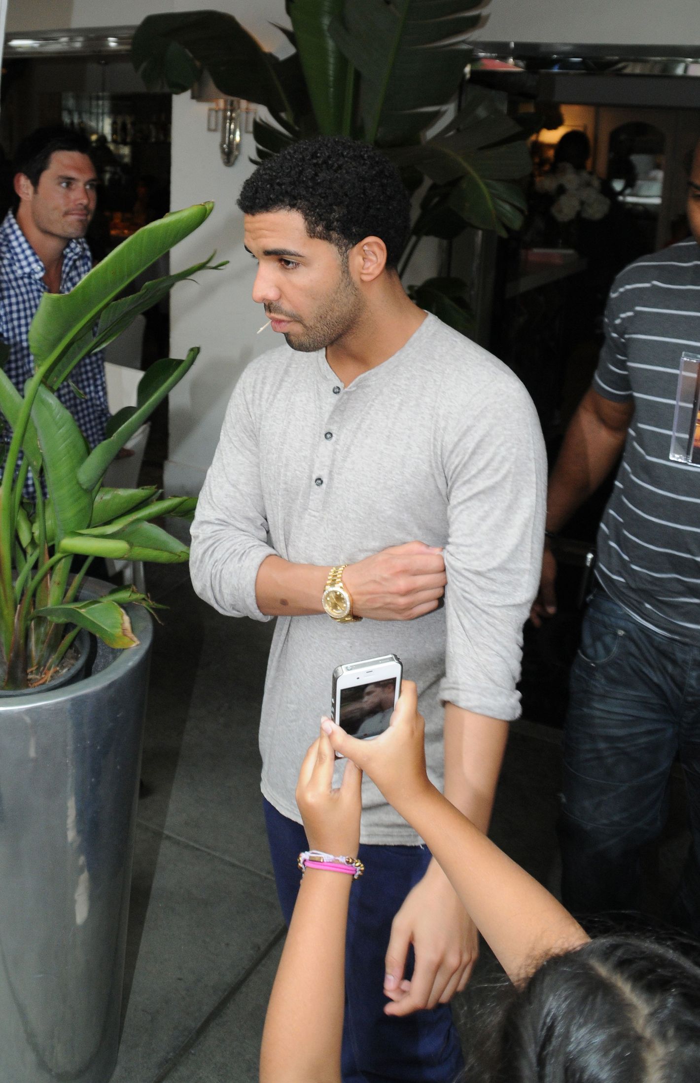 You’re Not a Male Celebrity If You Don’t Own a Henley