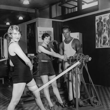 40 Vintage Ladies in Ye Olde Workout Gear