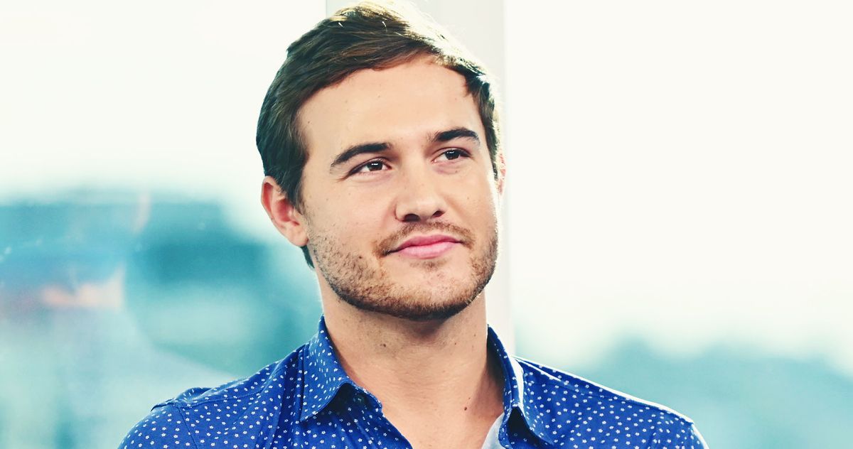 The Bachelor’s Pilot Pete Continues to Suck!