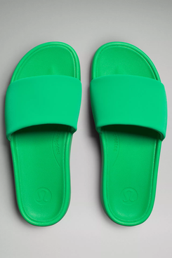 30 Best Women’s Sandals | The Strategist
