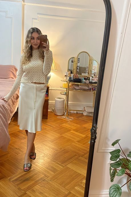 ‘What Do I Wear On a Date Night?’ Answers From a Stylist