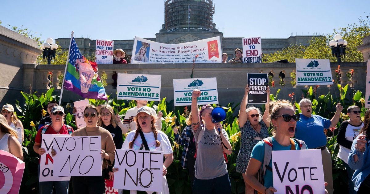 A Majority of Americans Are Pro-Choice, Even in Red States