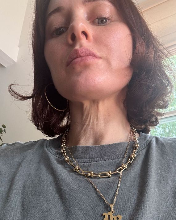 Sofie Pavitt: I Got a Neck-Lift at 41 Years Old: Review
