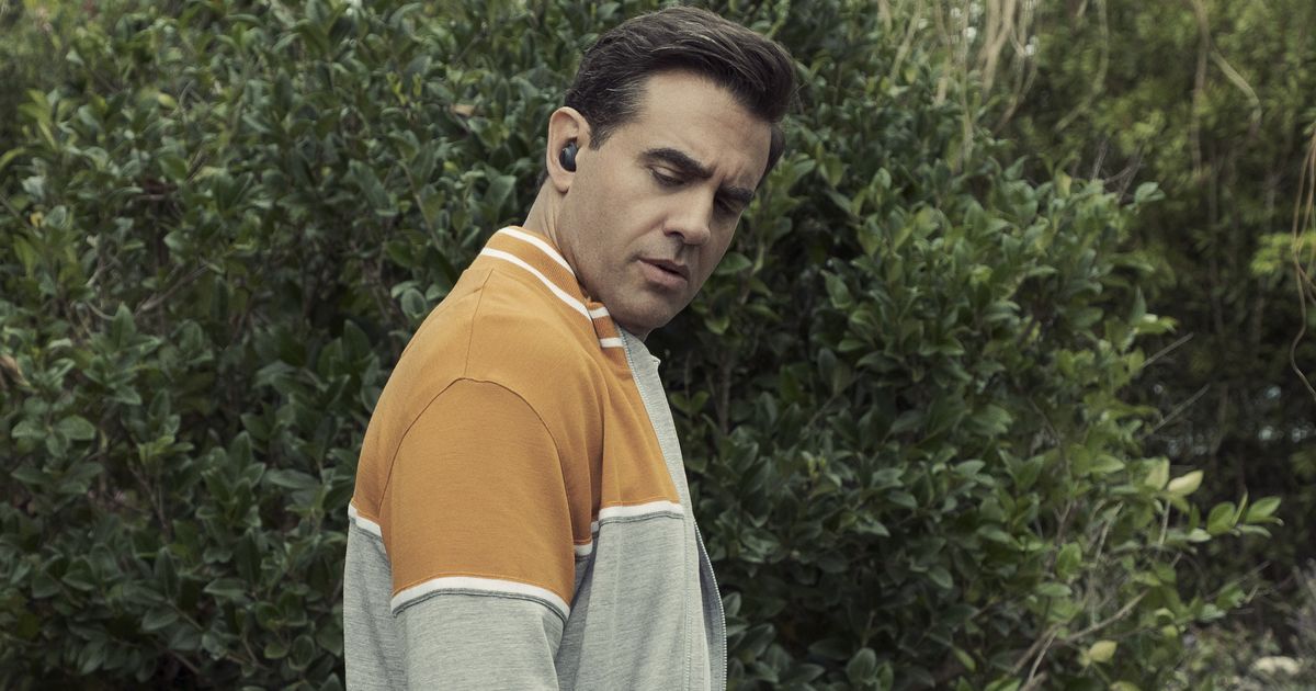 Homecoming Recap: Season 1, Episode 5: ‘Helping’