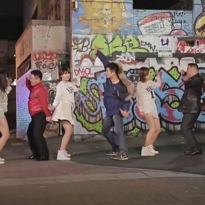 The Latest South Korean Dance Craze: Soap-Opera Fake Slaps